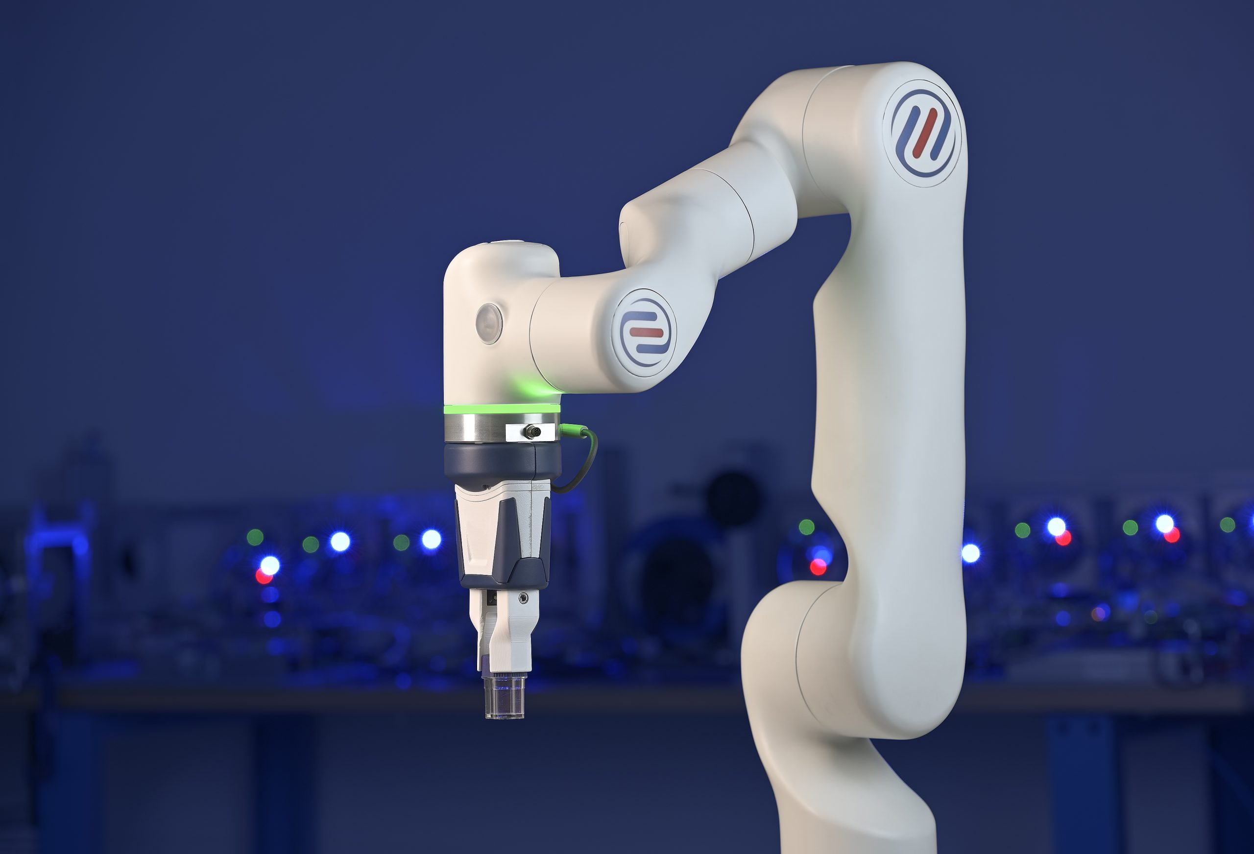 Exklusiv: F&P Robotics mit neuem Cobot - Robotik-Insider.de